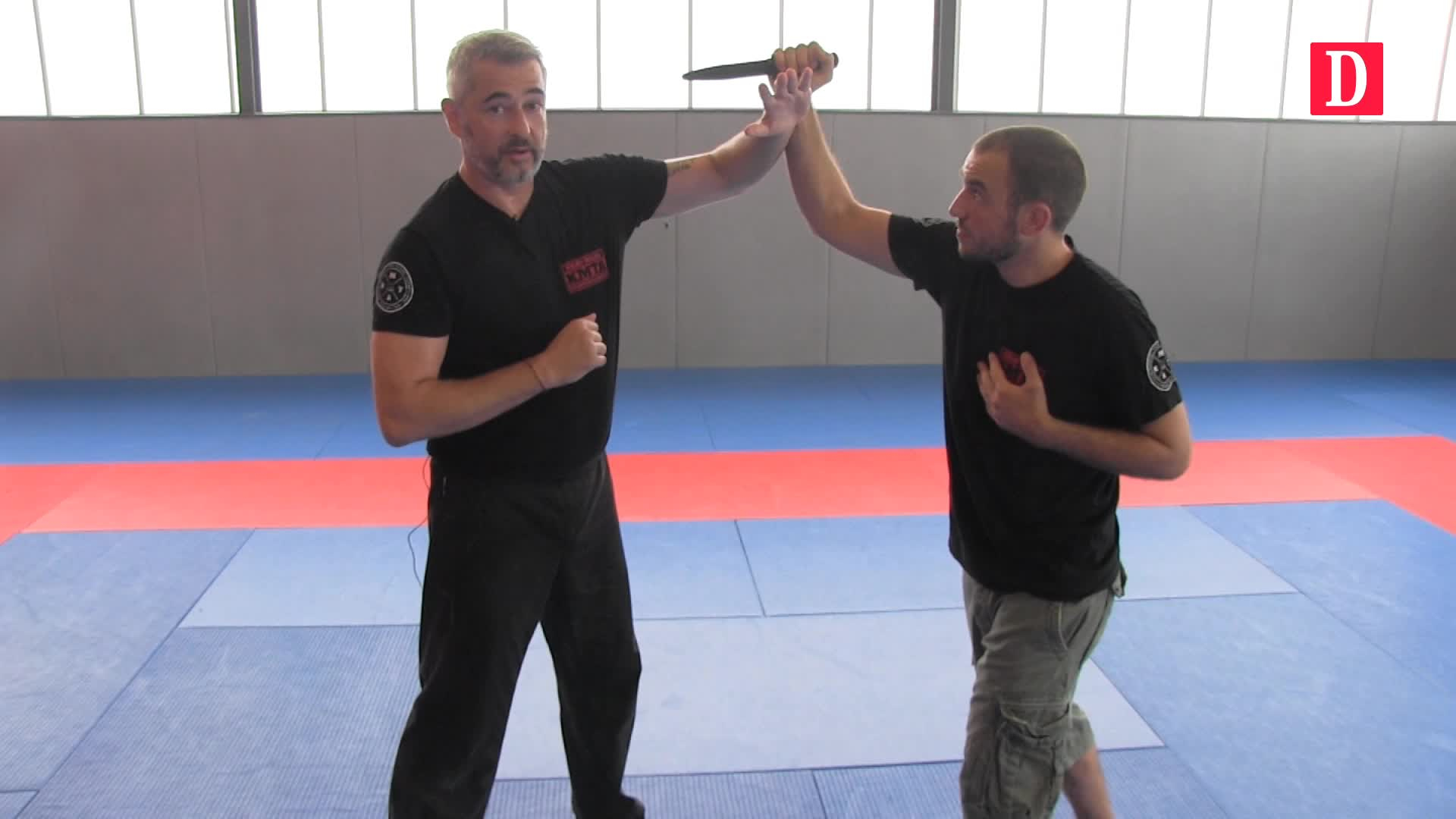 INFO LA DÉPÊCHE. Couteau en main, il poursuivait deux enfants de 9 et ...