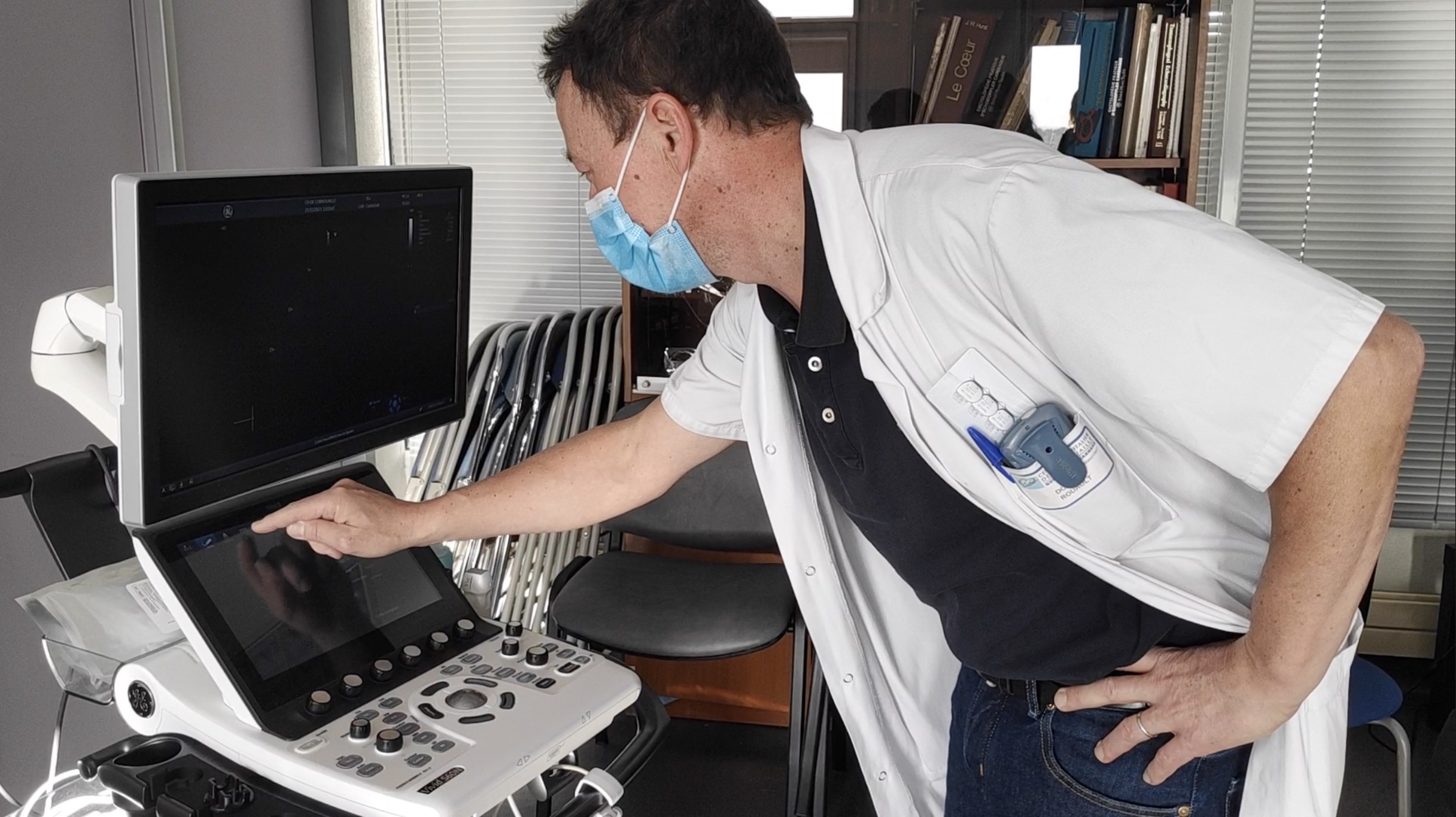 Un écho-cardiographe qui vient du cœur au Centre hospitalier de ...