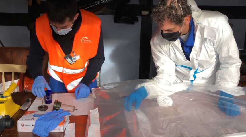 Vidéos : Dans les coulisses d’une décontamination d’une fontaine au ...
