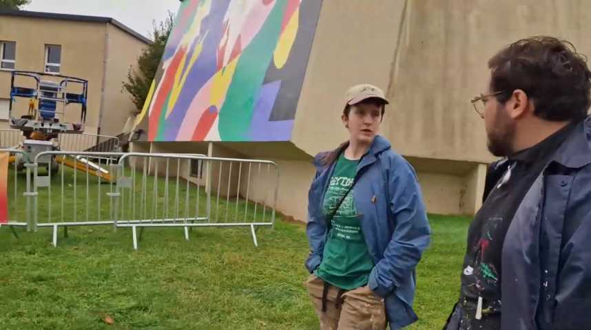 Vidéos : L’artiste américaine Aliya Smith et le street artiste de ...