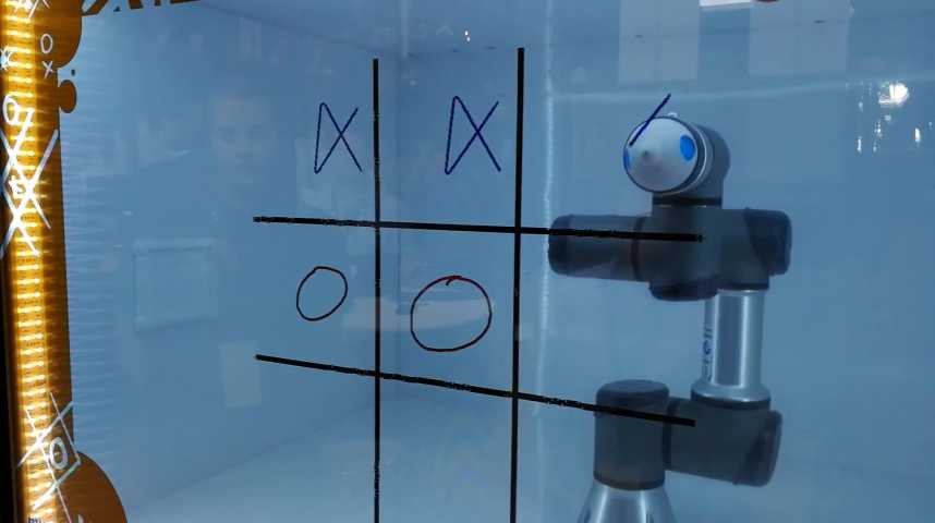 Myro, le robot qui joue aux morpions