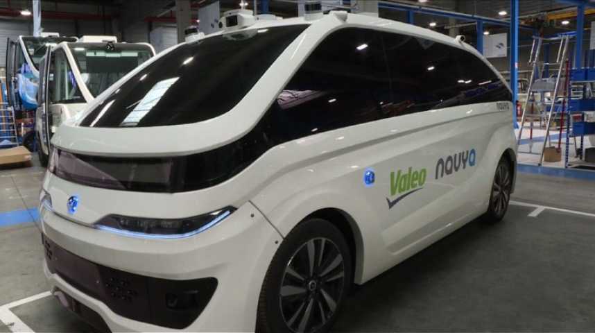 "Autonom Cab", le premier robot-taxi au monde, bientôt à Lyon