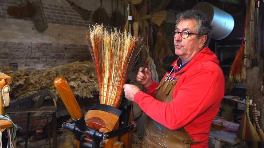 Vidéos : La Balaiterie de Marie-Laure et Arnaud Gabriel, à Royville ...