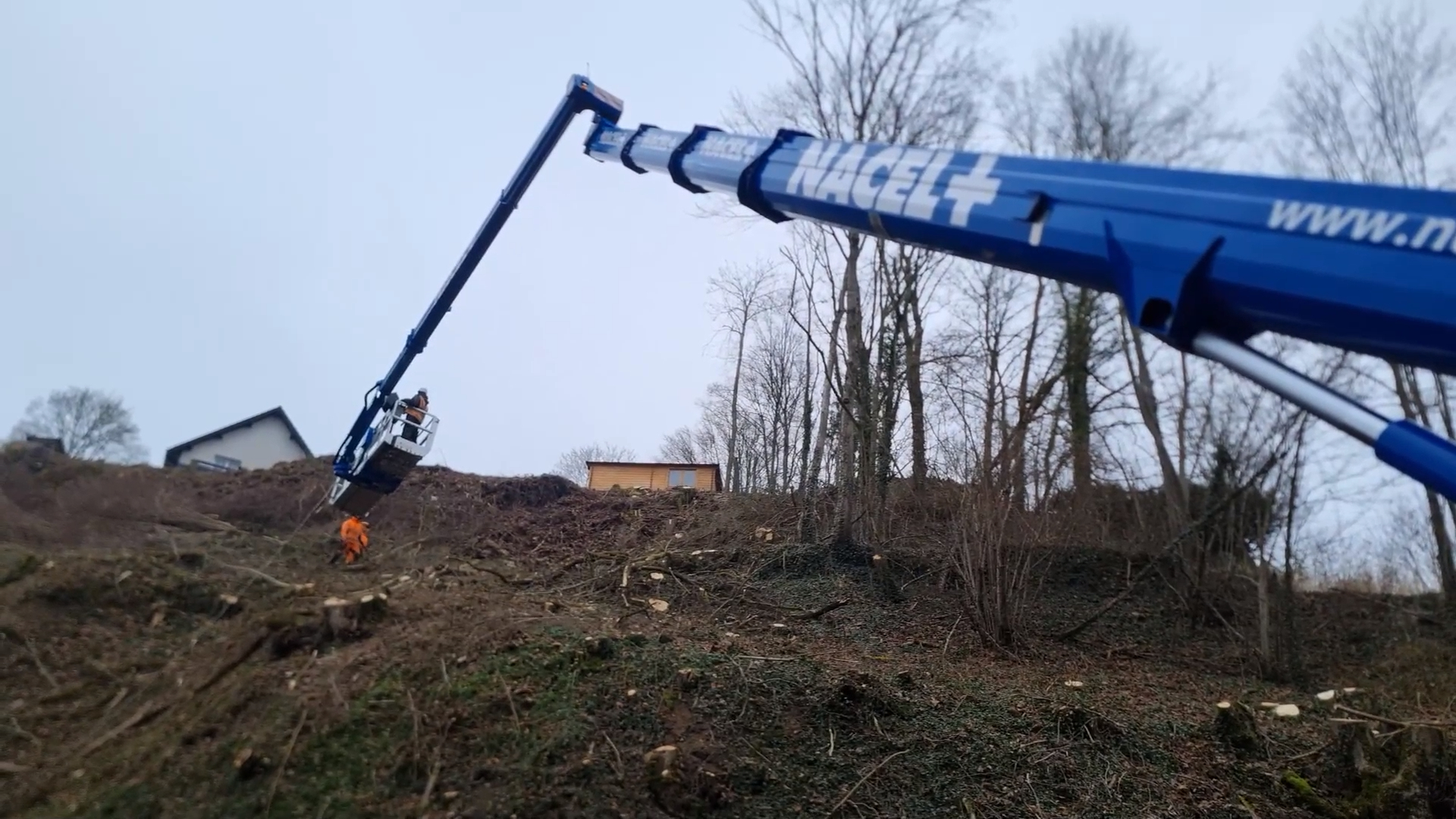 Côte Chapiron : une nacelle de 58 mètres utilisée pendant trois ...