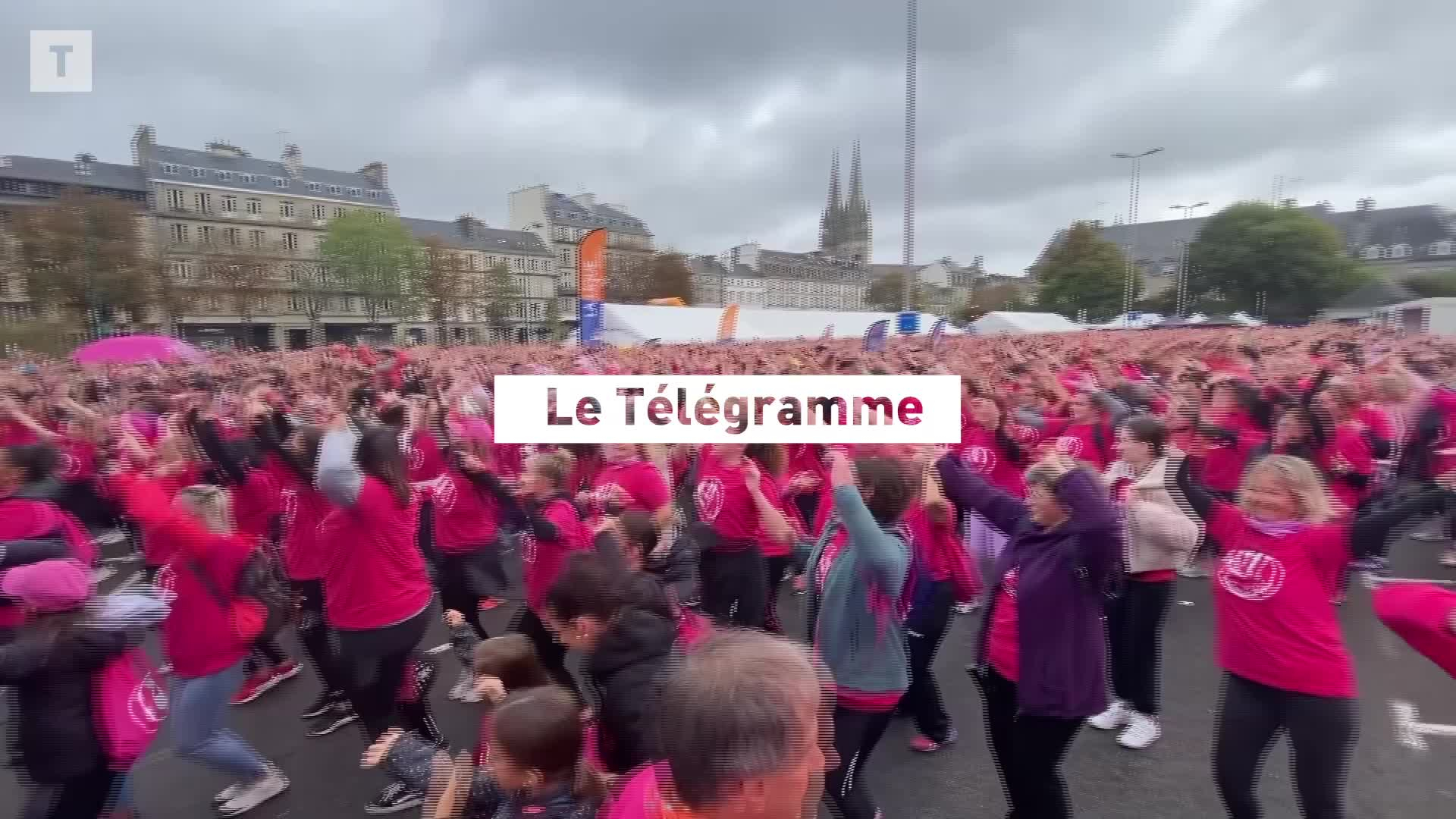 Une marée rose a déferlé sur Quimper [En images] | Le Télégramme