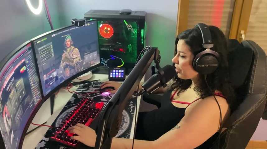 Vidéos : Queen AceOne, une streameuse à Bogny-sur-Meuse - L'Est éclair