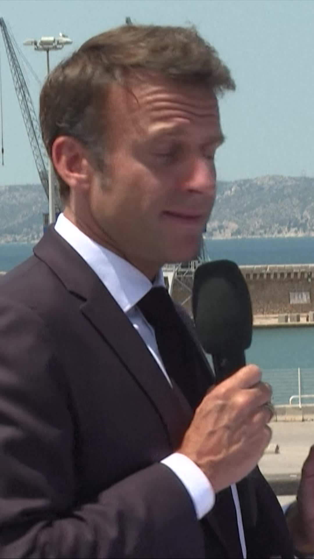 Vidéo - Macron envisage l'installation de réacteurs nucléaires EPR sur ...