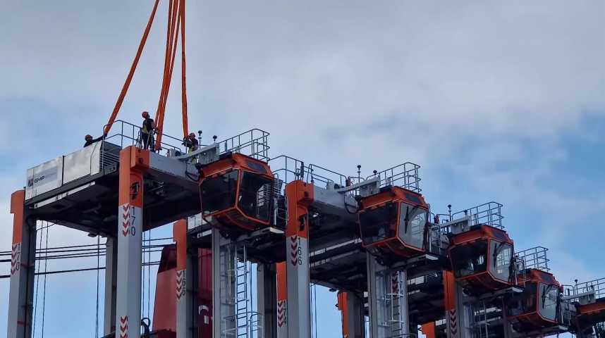 Vidéos : Le Havre. Arrivée de 12 cavaliers sur le port du Havre - Paris ...