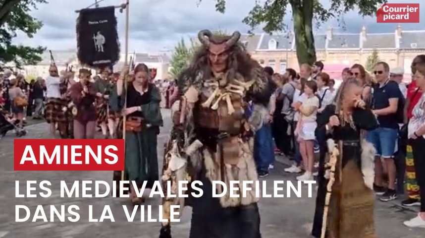 Vidéos : Le défilé de la 31ème édition des Médiévales à Amiens ...