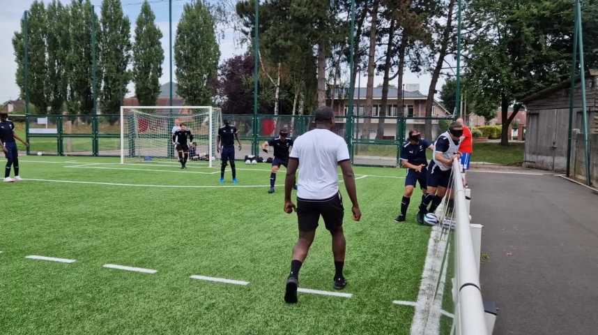 Vidéos : Jeux paralympiques : à Lens, l’équipe de France de cécifoot en ...