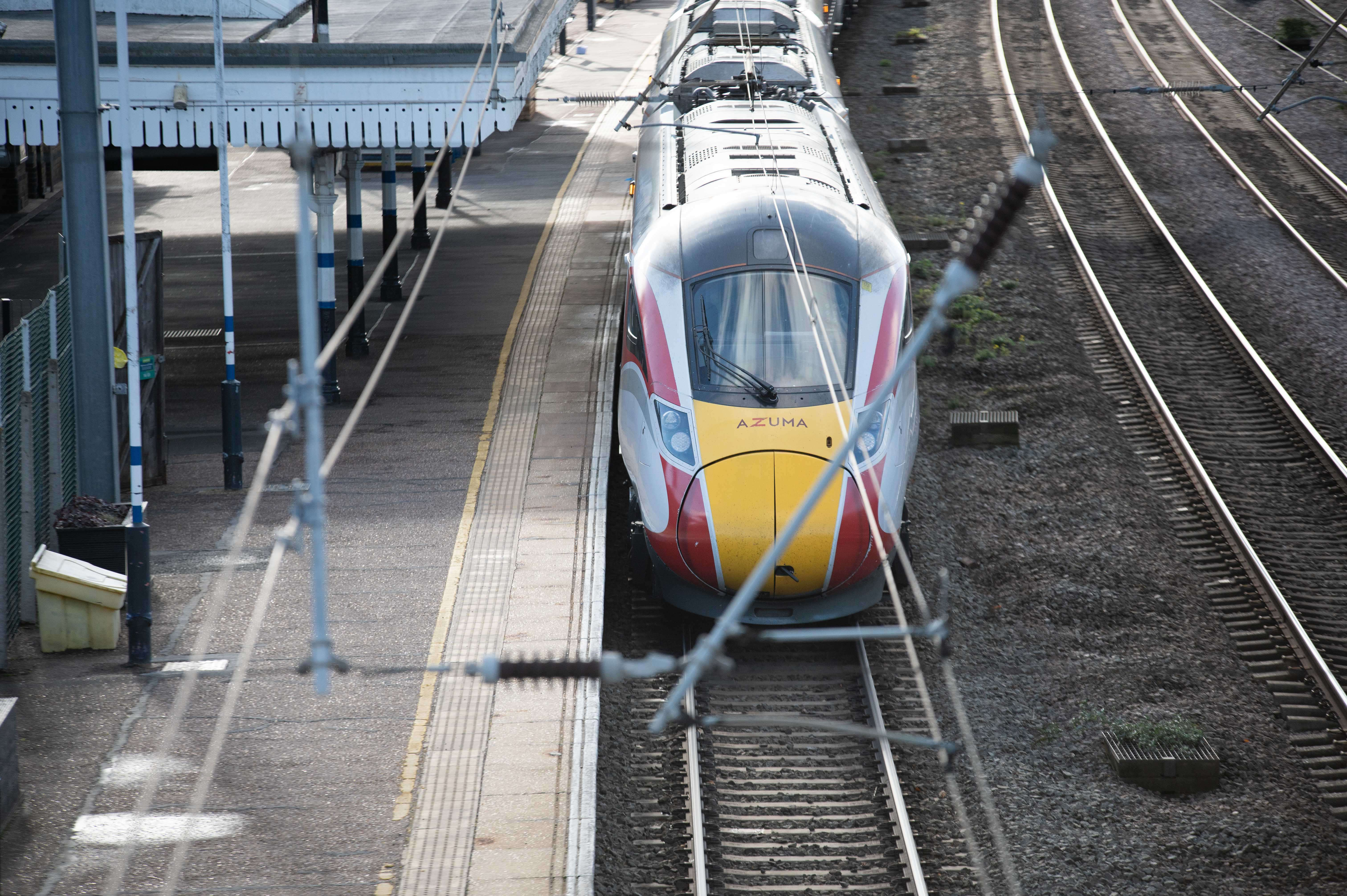 Une attaque à l'arme blanche dans un train en Angleterre, des blessés