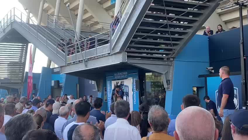 Bokep sotwe jilbab malay a eye-catching dancer having a