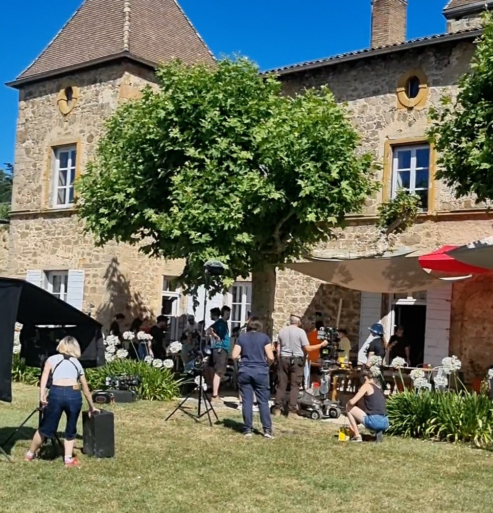 Dans les coulisses du tournage de « Grandiose », la nouvelle série de TF1