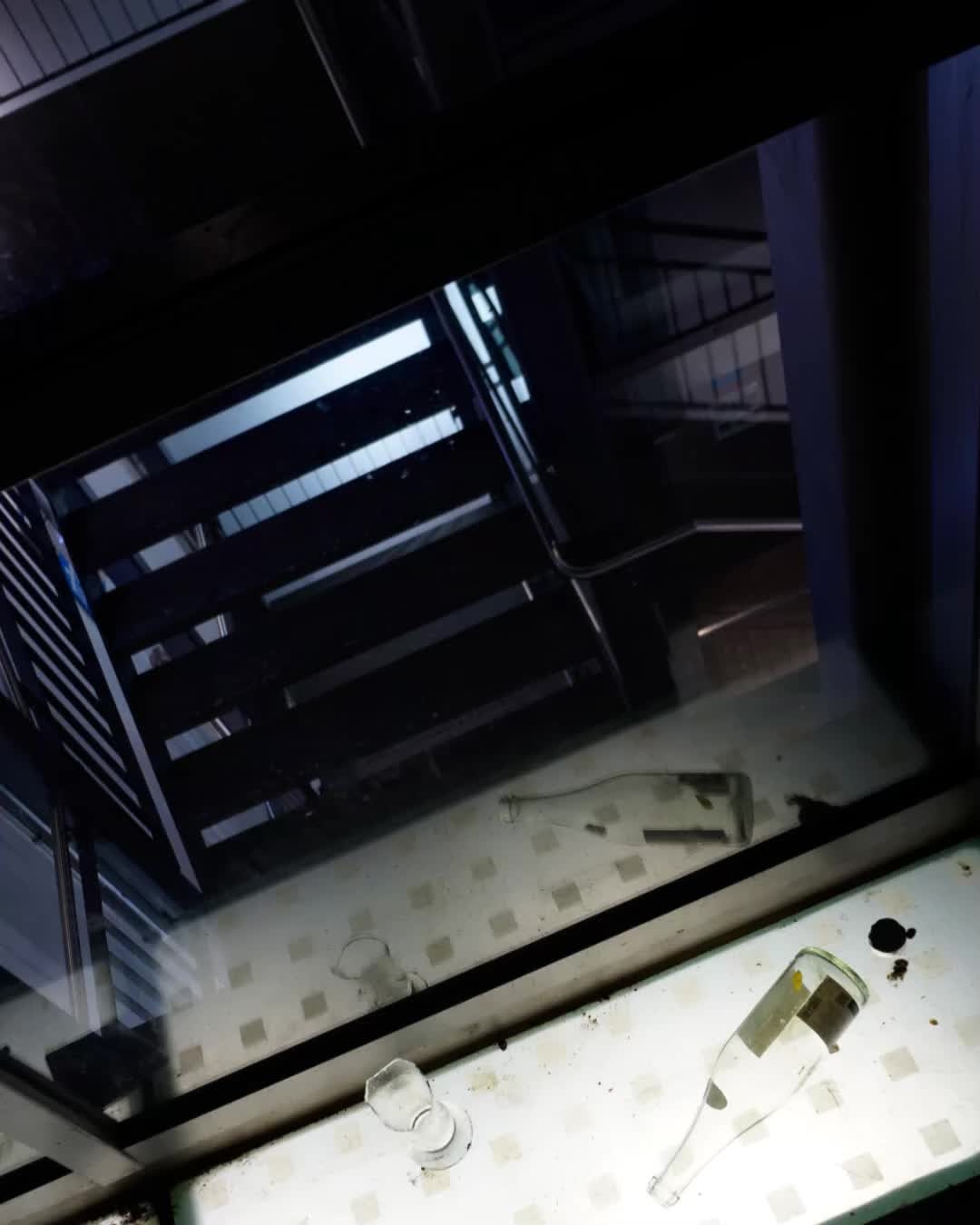 "On s’est engueulé" : bouteille de vodka en main, il décapite les ...