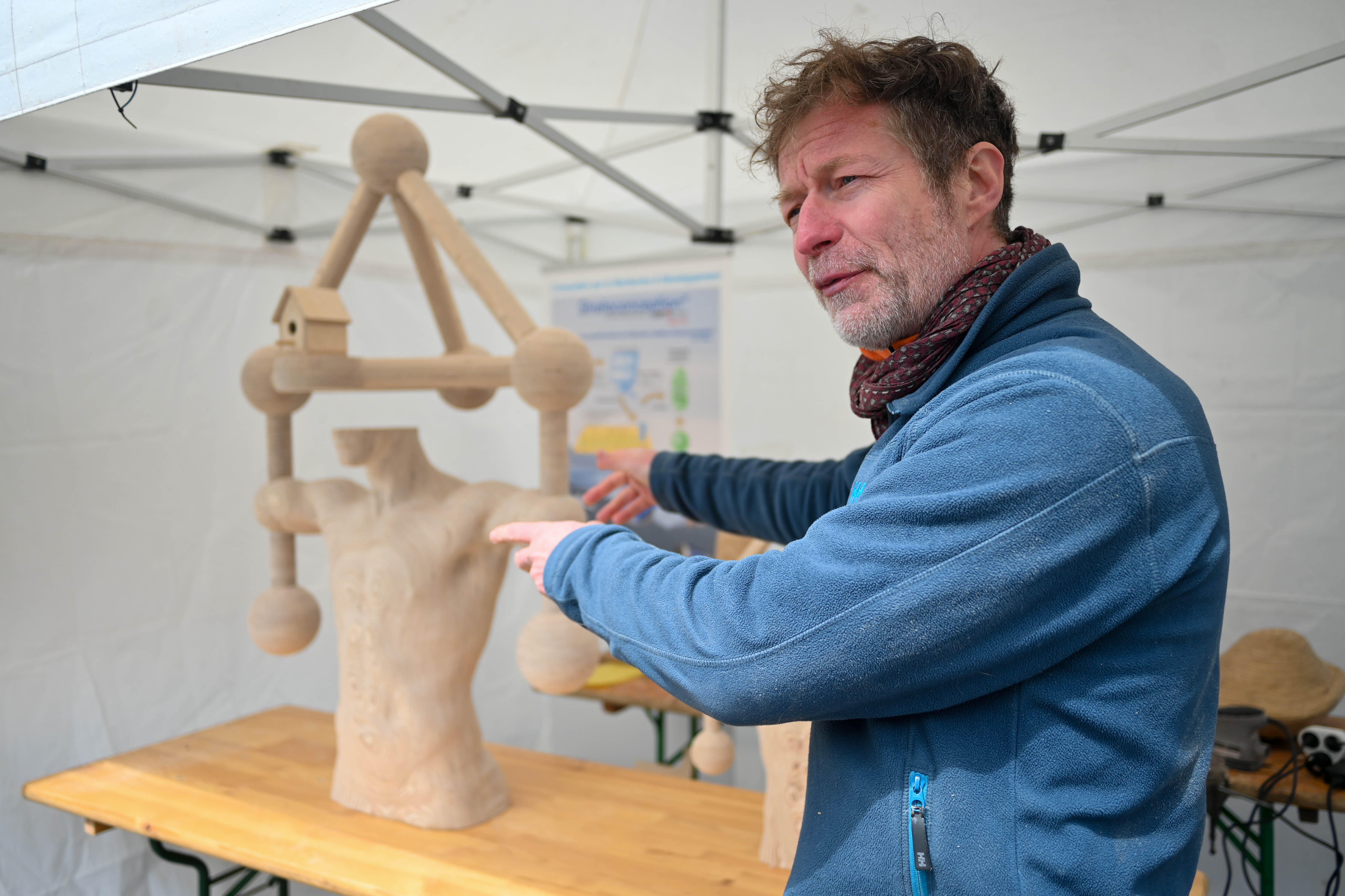 Comment une sculpture du festival Camille-Claudel a été réalisée avec ...